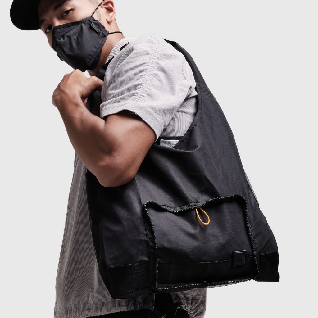 Visible Foldable Tote Bag - SYMA. Utilized