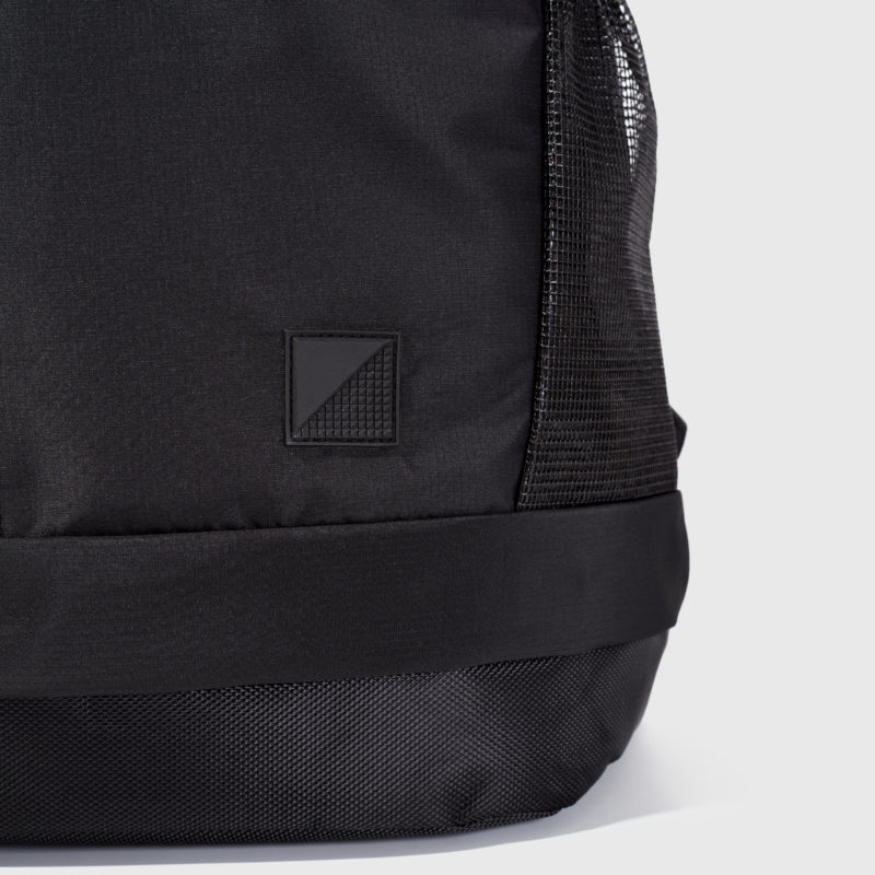 Solid State Backpack - SYMA. Utilized