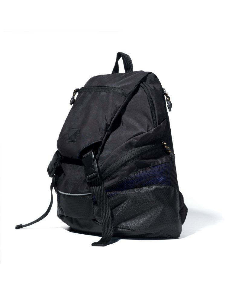 Form Backpack - SYMA. Utilized