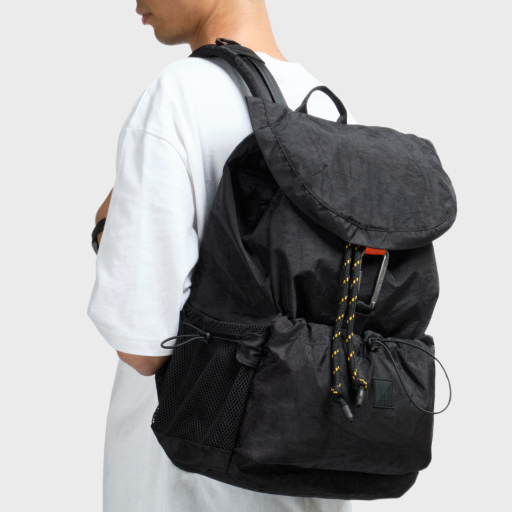 Outrun Backpack - SYMA. Utilized