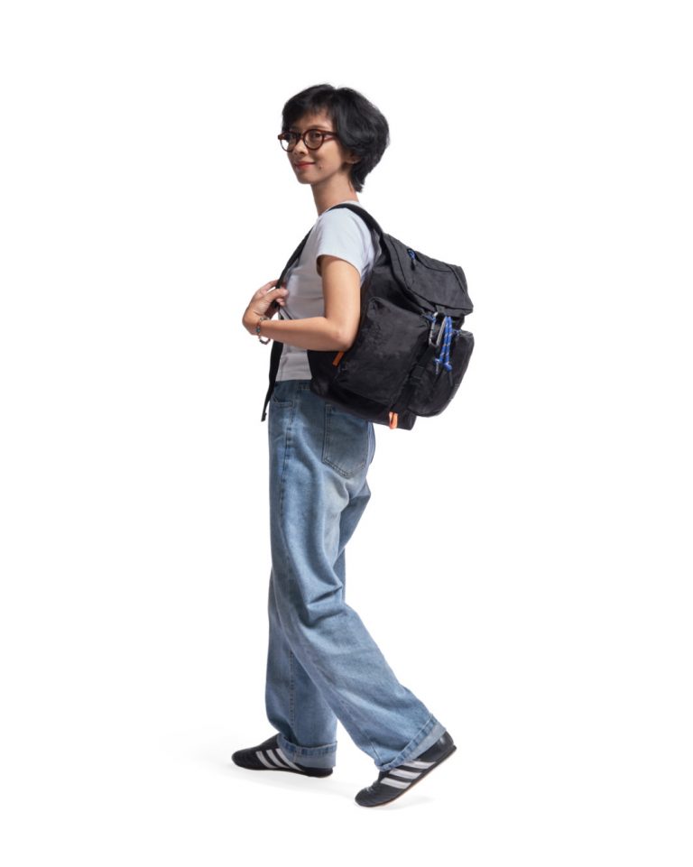 Backpack - SYMA. Utilized